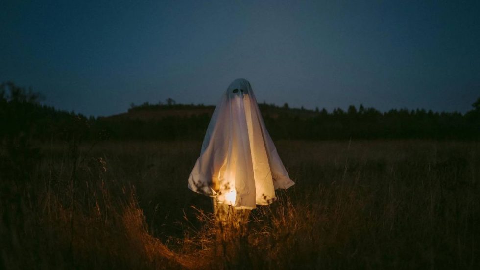 How To Take Scary-Good Night Photos This Halloween | Sessions College