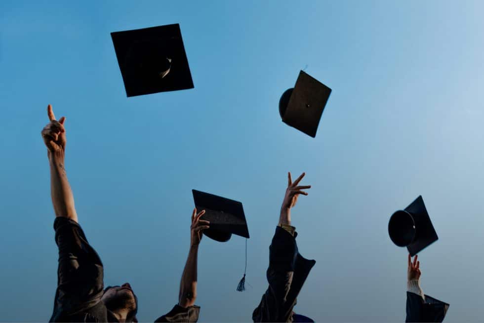 2025-26 Outstanding Graduate Awards - Sessions College